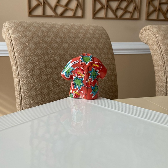 Hand Crafted | Accents | Aloha Red Hibiscus Hawaiian Shirt Platter ...